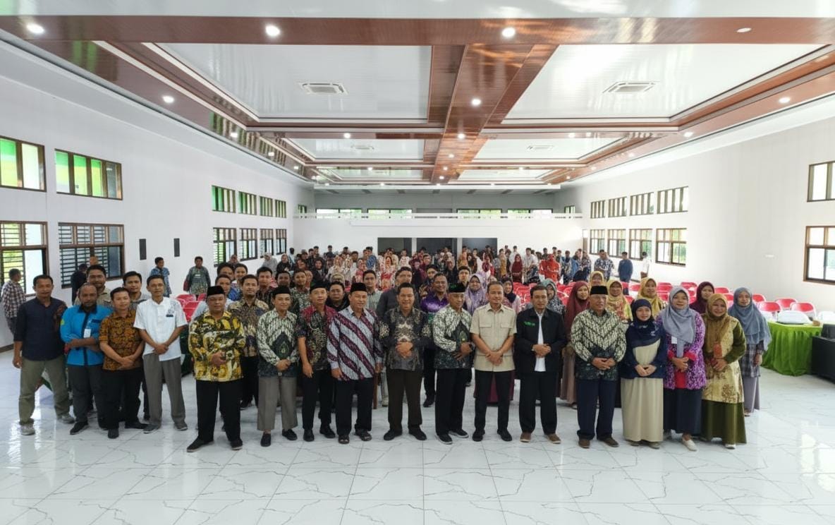 DPR RI Goes To Campus di UMP: Azis Subekti Ingatkan Bahaya Perang ...